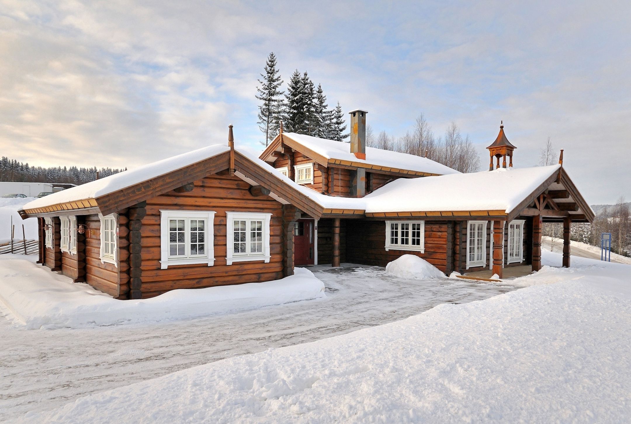 Home - SKANDINAVISK TØMMERHUS